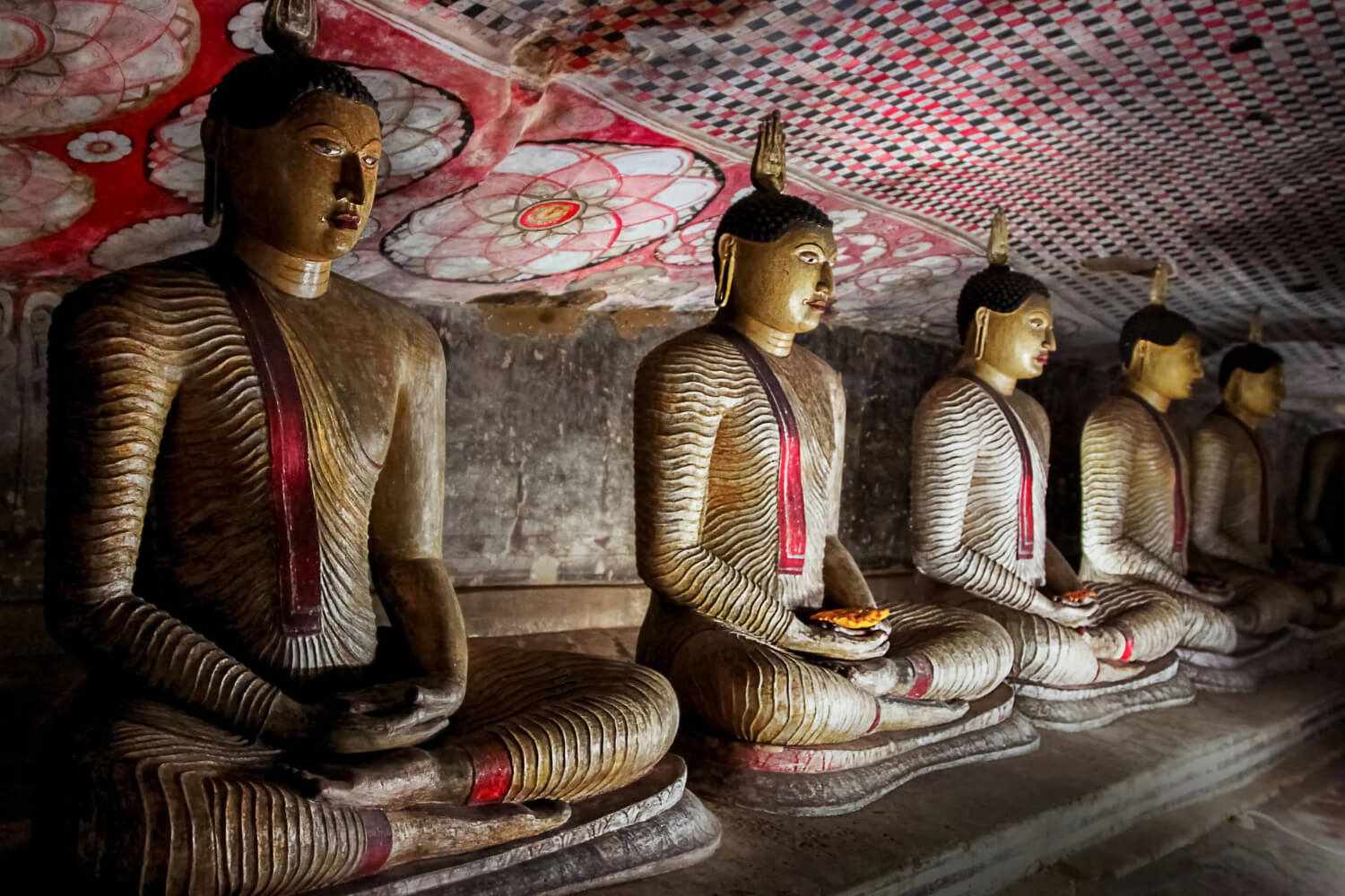 Dambulla Uncovered: 8 Thrilling Destinations for Australians